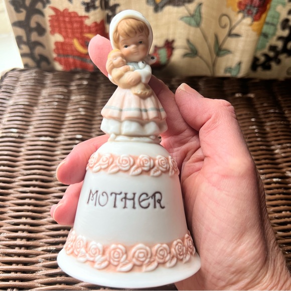 Enesco | Other | Enesco Mother Bell Vintage E792 All The Lords Children ...